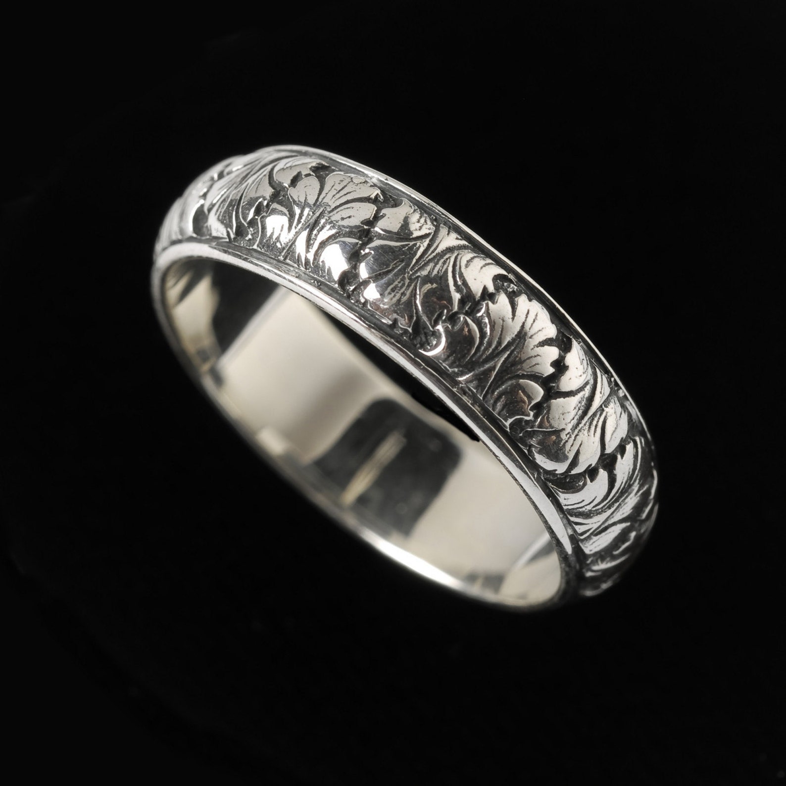 Fig Leaf Wedding Band, Engraved Collection 2502S - Etsy