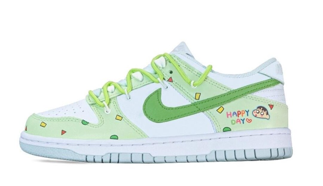 Custom Nike Dunk Low – Shin Chan Edition - Etsy