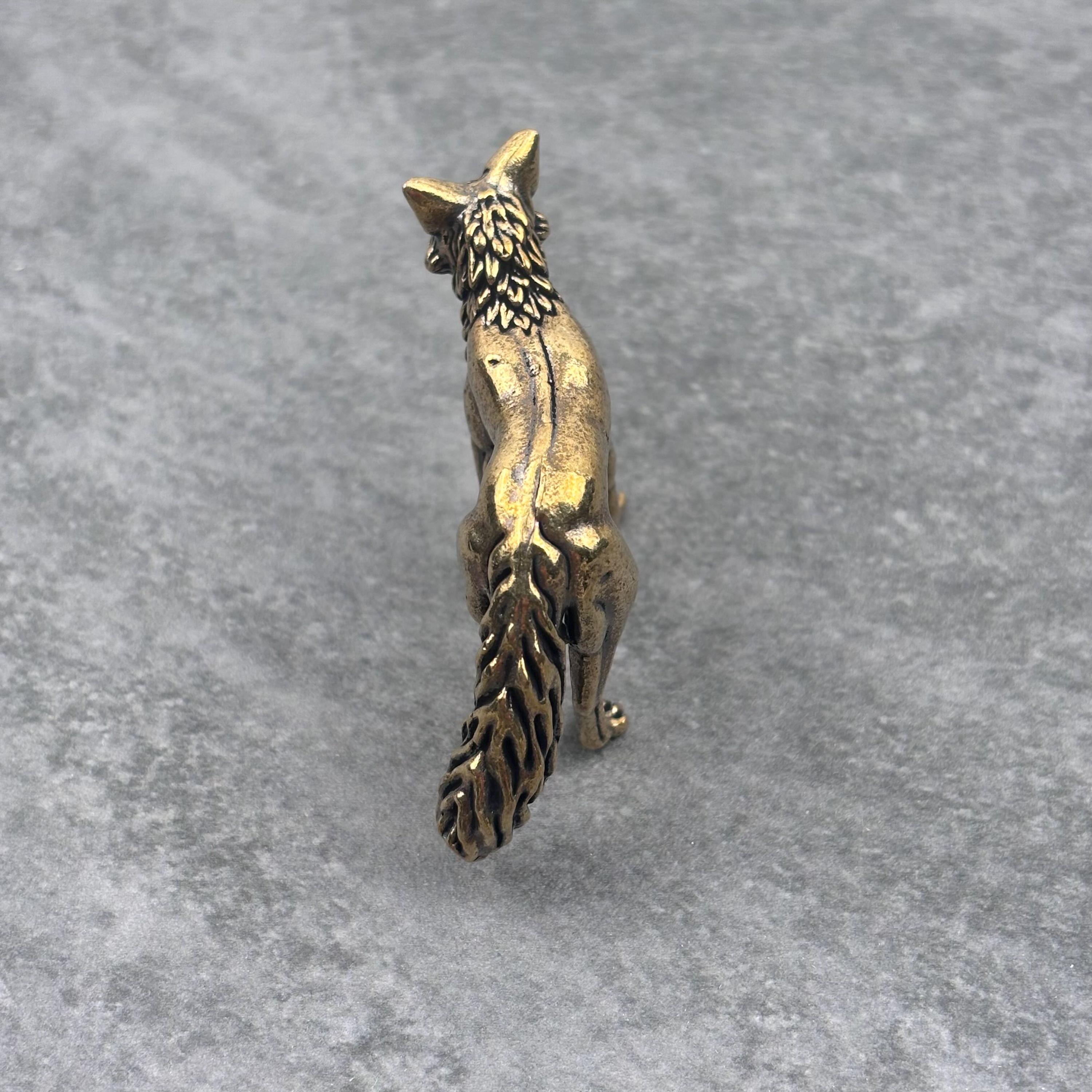 Wolf Bass Figure, Wolf Predator Statue, Wolf Figurine Decor, Bass Wolf ...