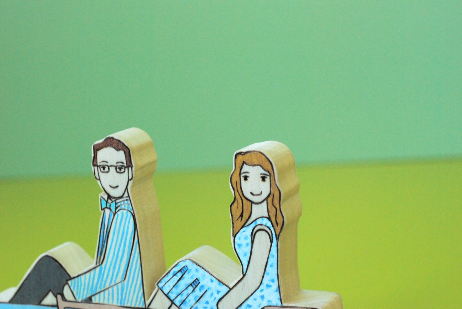 Custom Wedding Cake Topper Couple in Canoe or Kayak - Etsy