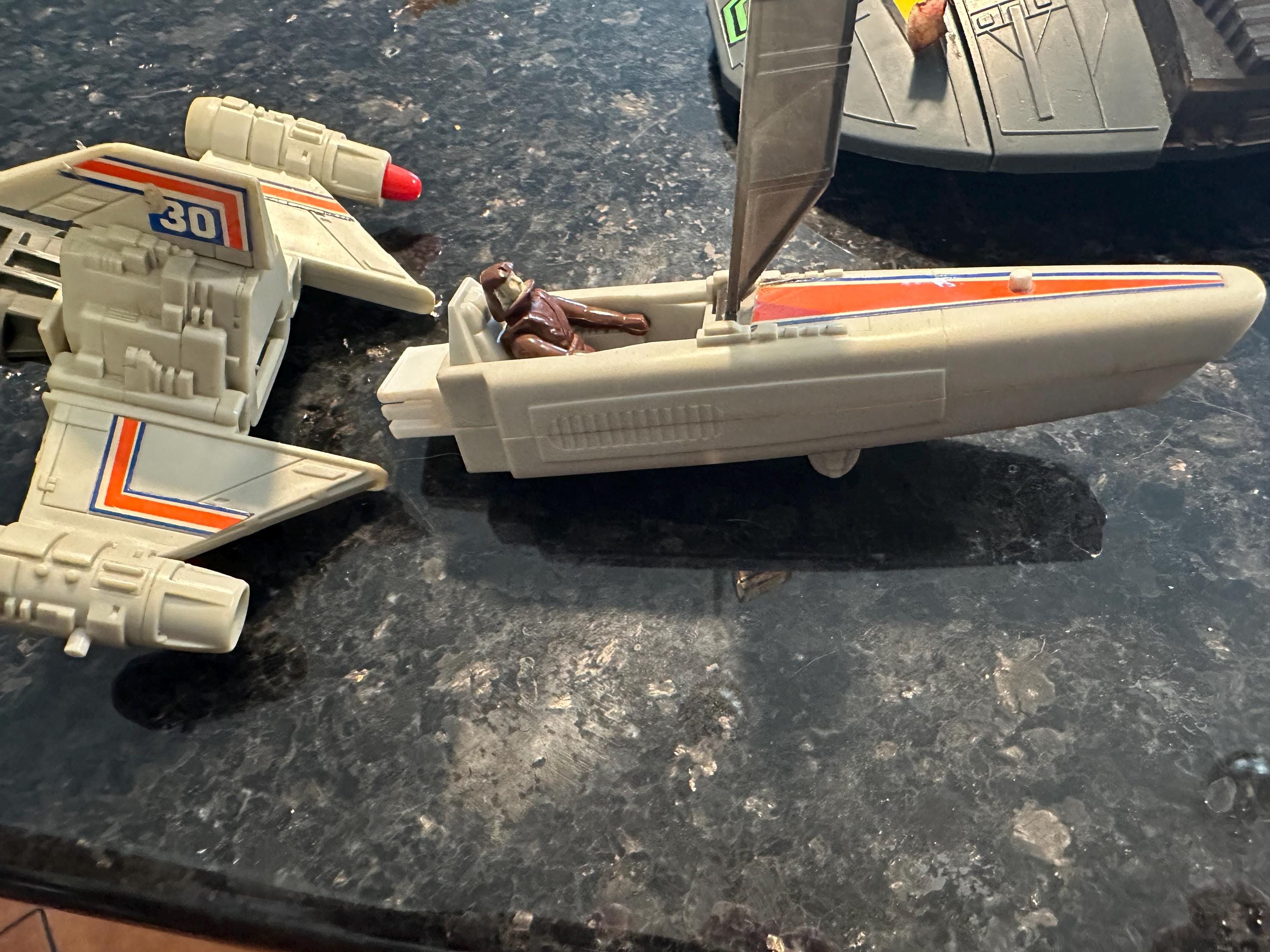 Vintage 1978 Battlestar Galactica Colonial Viper & Cylon Raider Toy Lot ...