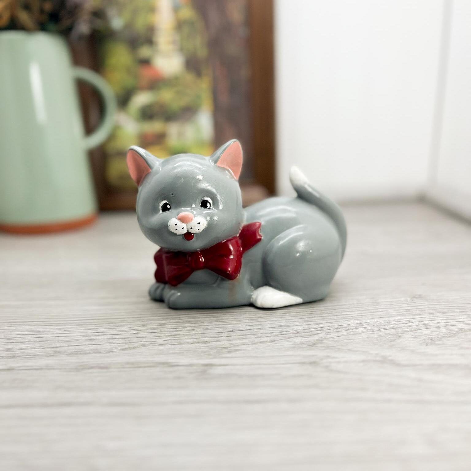 Vintage Porcelain Cat Figurine Gray Cat Figurine Vintage Anamorphic Cat ...