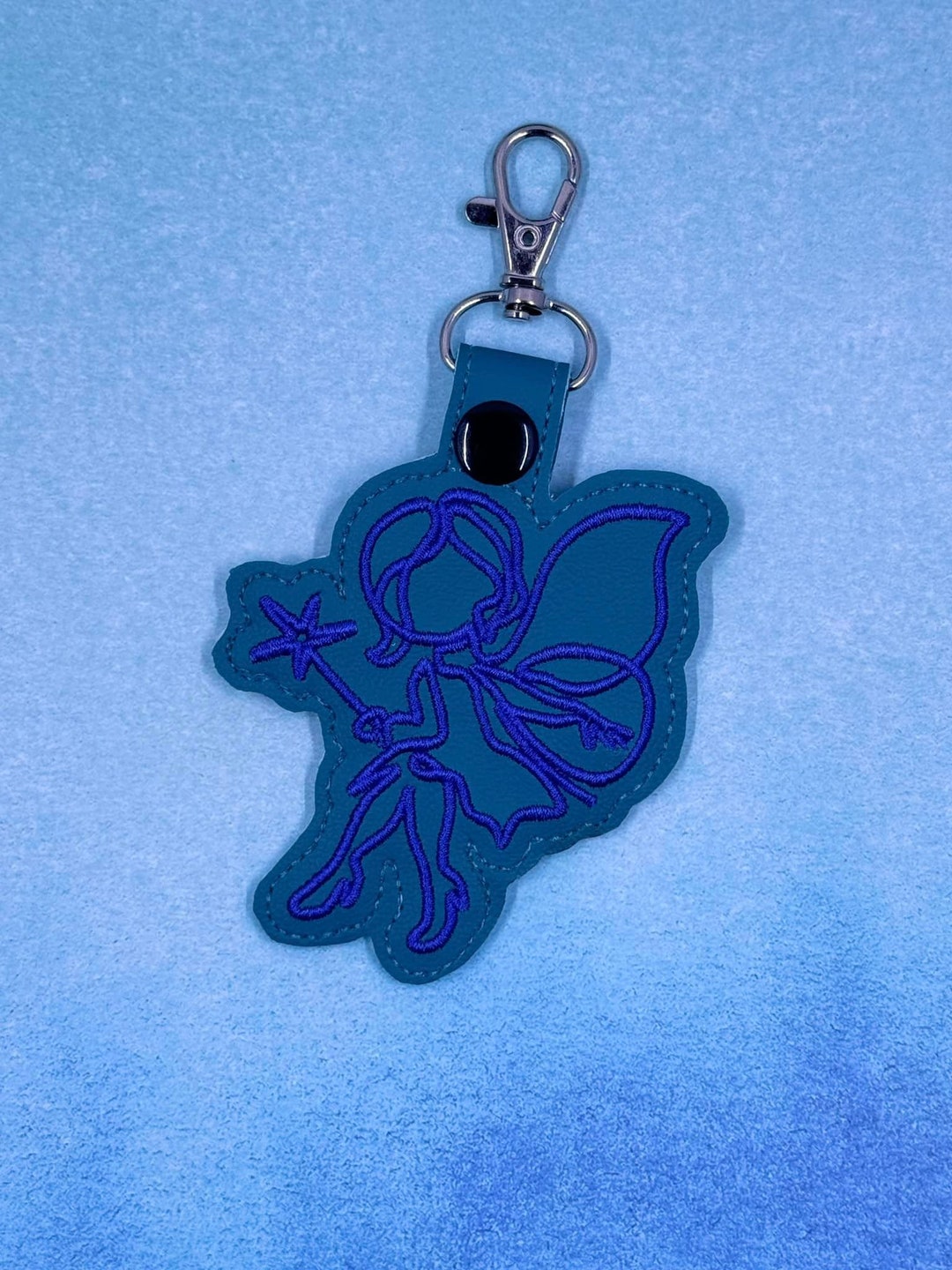 Continuous Line Fairy ITH in the Hoop Snap Tab Key Fob 4x4 Hoop Machine ...