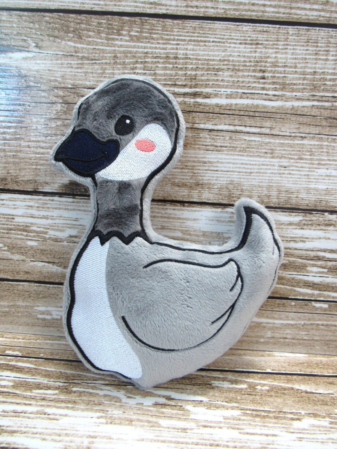 Chibi Goose Stuffie 7x11 ITH in the Hoop 7x11 Hoop Machine Embroidery ...