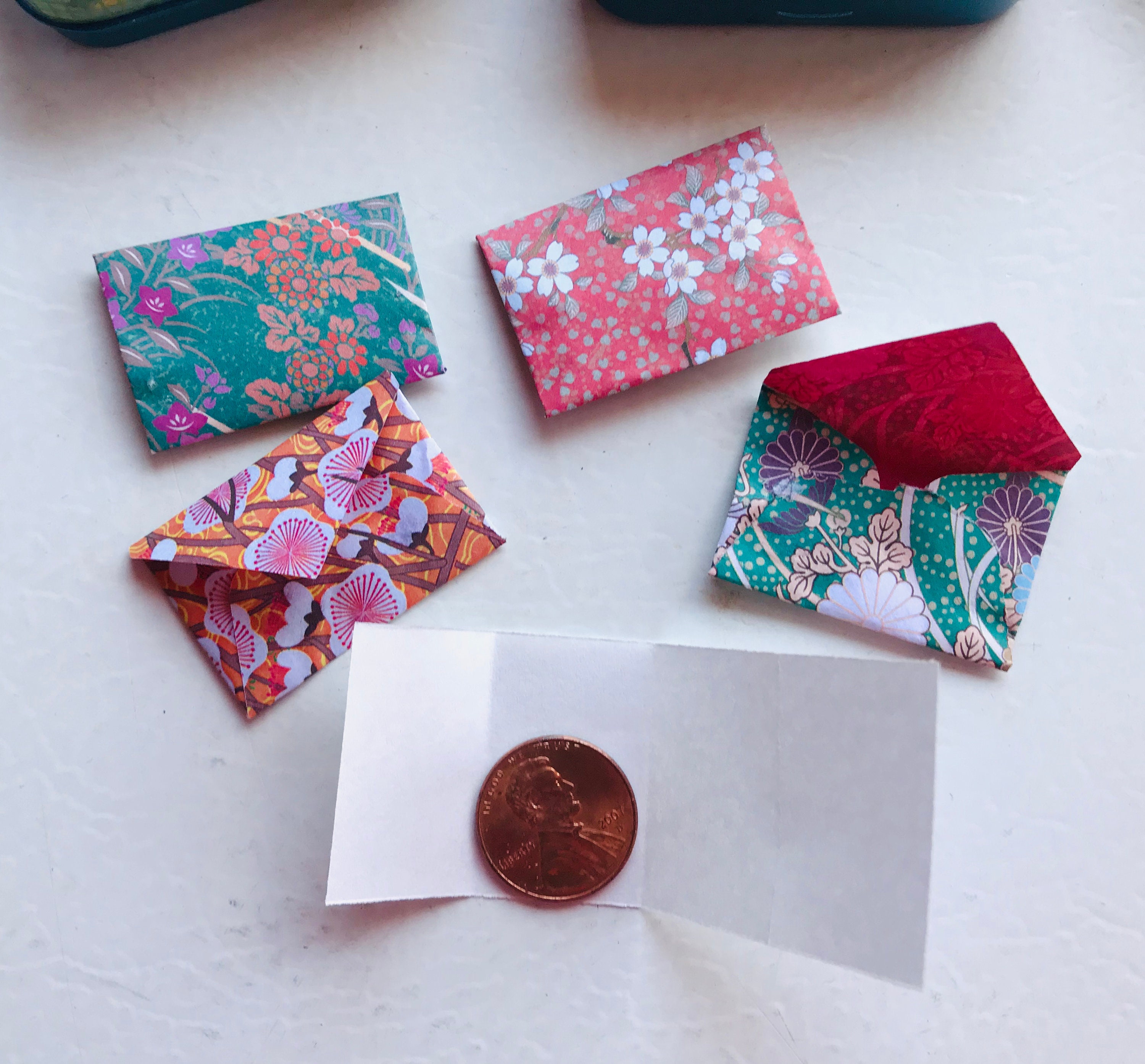 Mini Note Kit in Decorative Altoid Tin - Etsy
