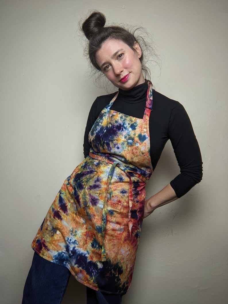 Ice Dye Apron With Pockets and Adjustable Neck Tie Dye Apron - Etsy