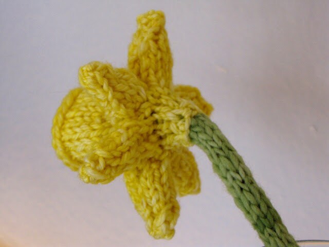 Daffodil Flower Knitting Pattern PDF Immediate Digital - Etsy