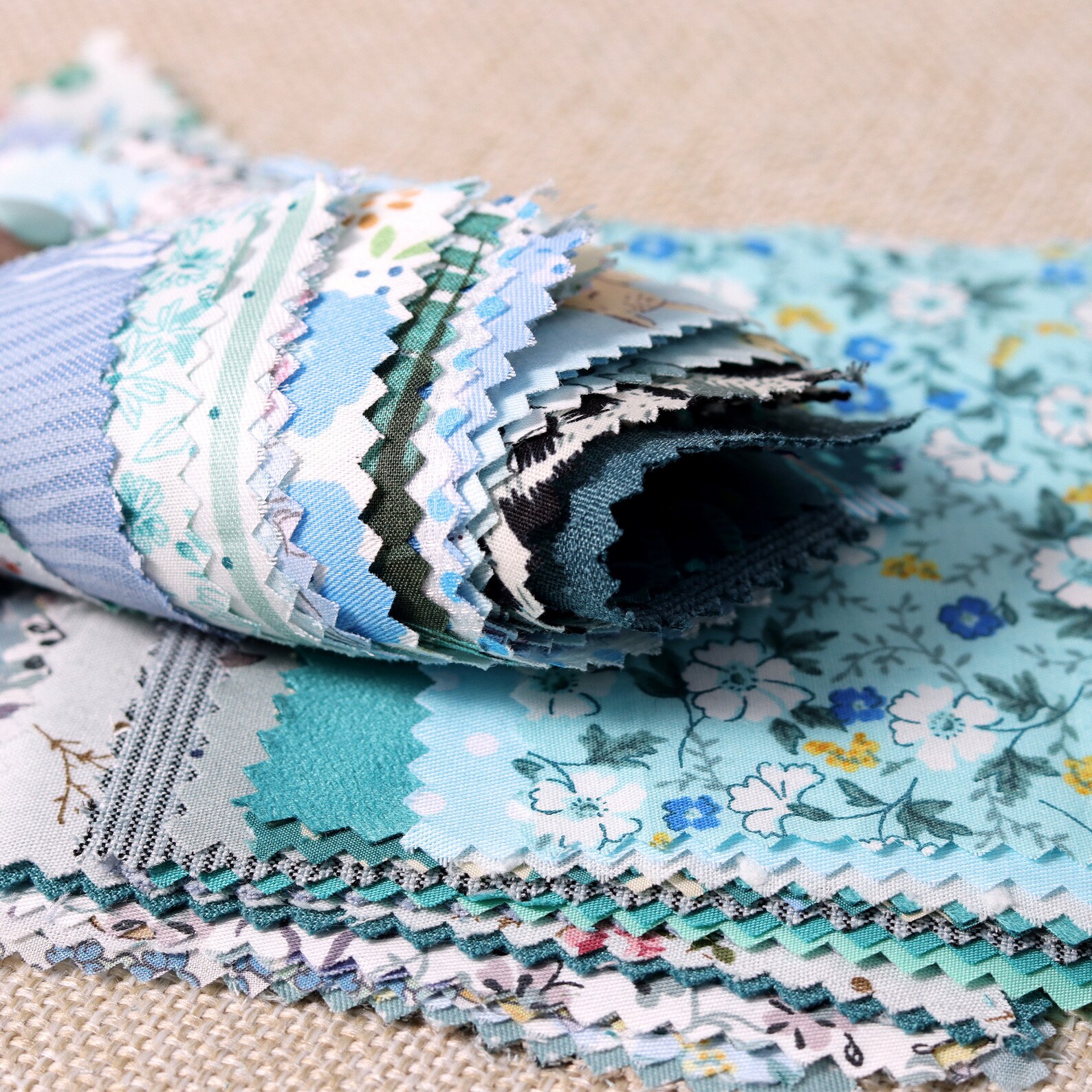 50pcs Blue Fabric Scraps 4x4 Cotton Pieces, Mixed Floral Fabric, Sewing ...