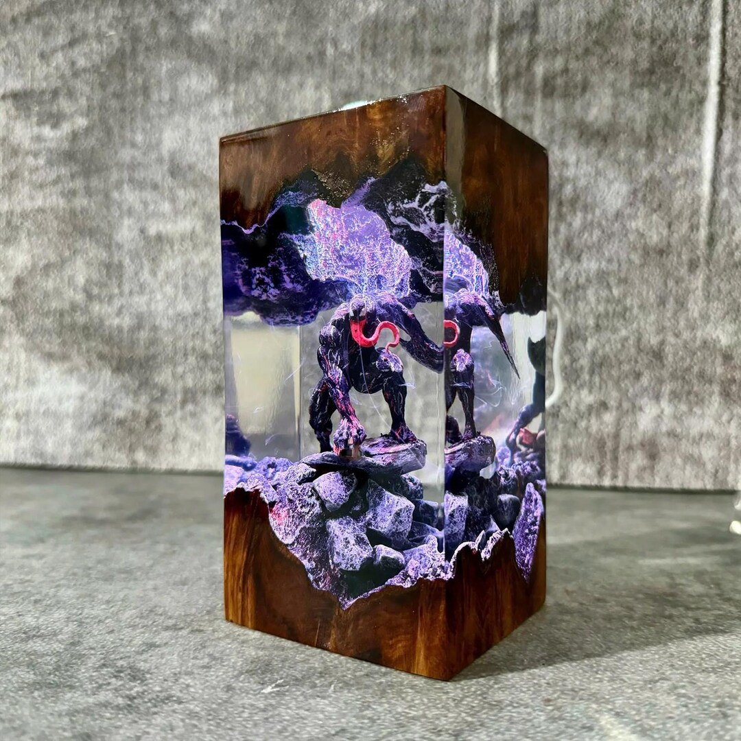 Venom Resin Lamp, LED Movie Night Light, Premium Handcrafted ...