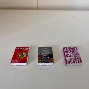 Custom Mini Book Shadow Box - Etsy