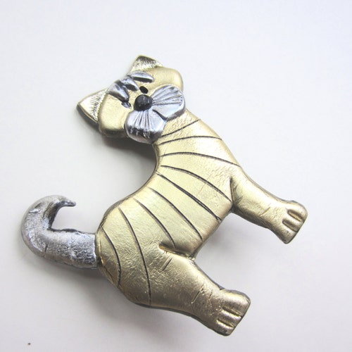 Grey Tabby Cat Enamel Pin Cute Pin Gift for Cat Lover - Etsy