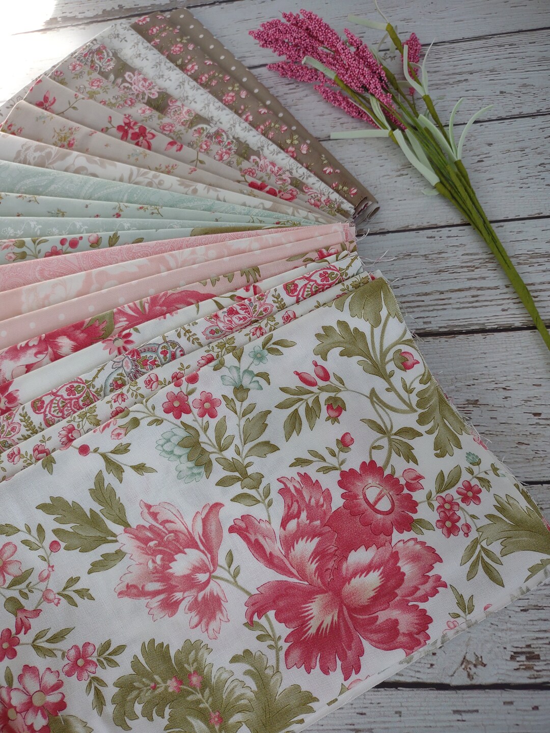 RUE 1800 by 3 Sisters for Moda Fabrics Pastel Jacobean Fabric Shabby ...