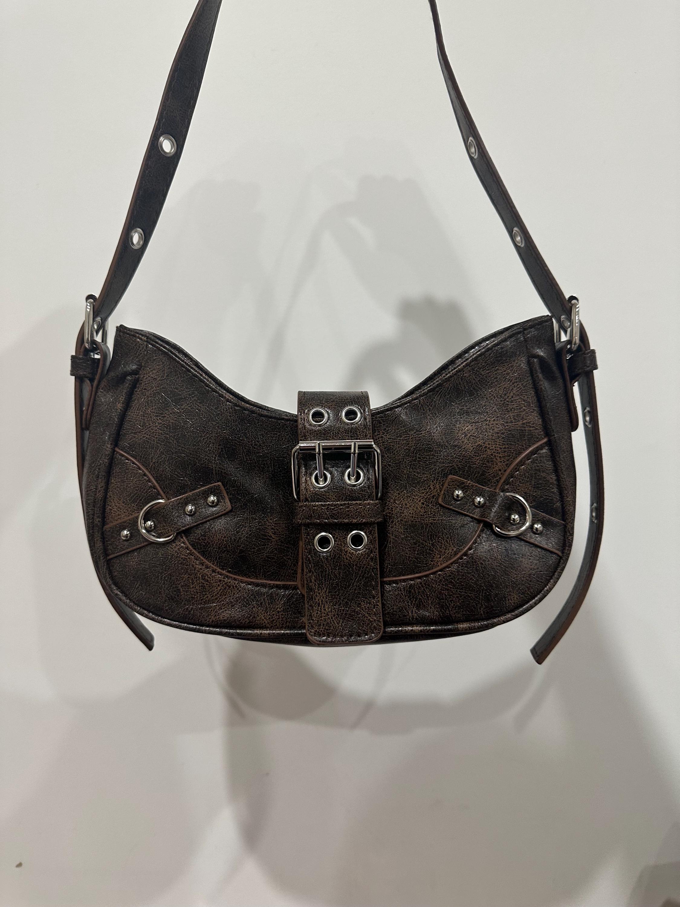 Burgundy red leather buckle bag - Etsy.de