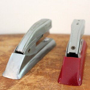 Vintage 1950s Swingline 77 Pair of Swingline Staplers // Mid Century ...