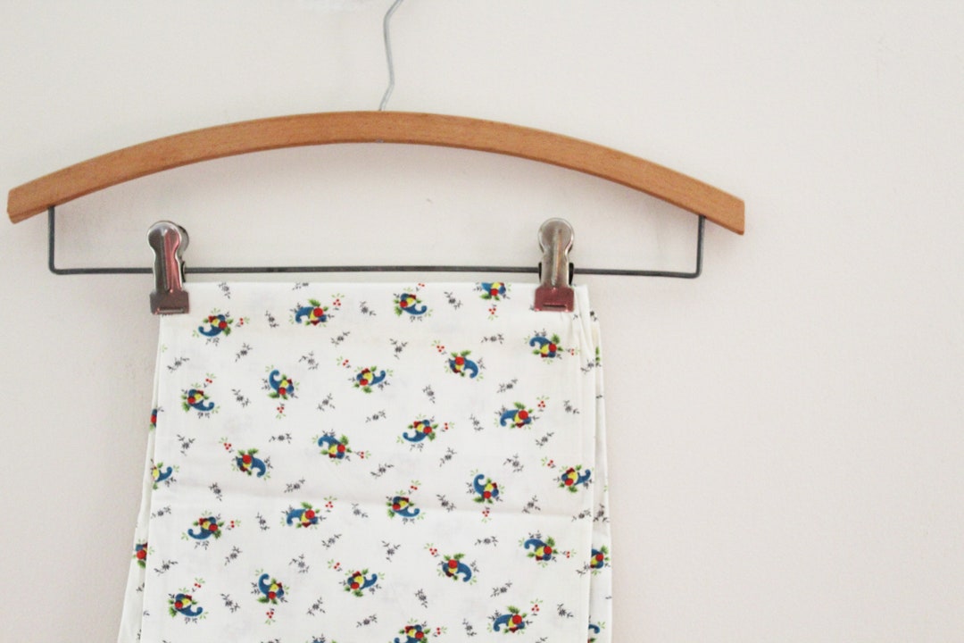 Vintage 50s Small Cornucopia Fruits & Flowers Novelty Fabric 35W 1 Yard ...