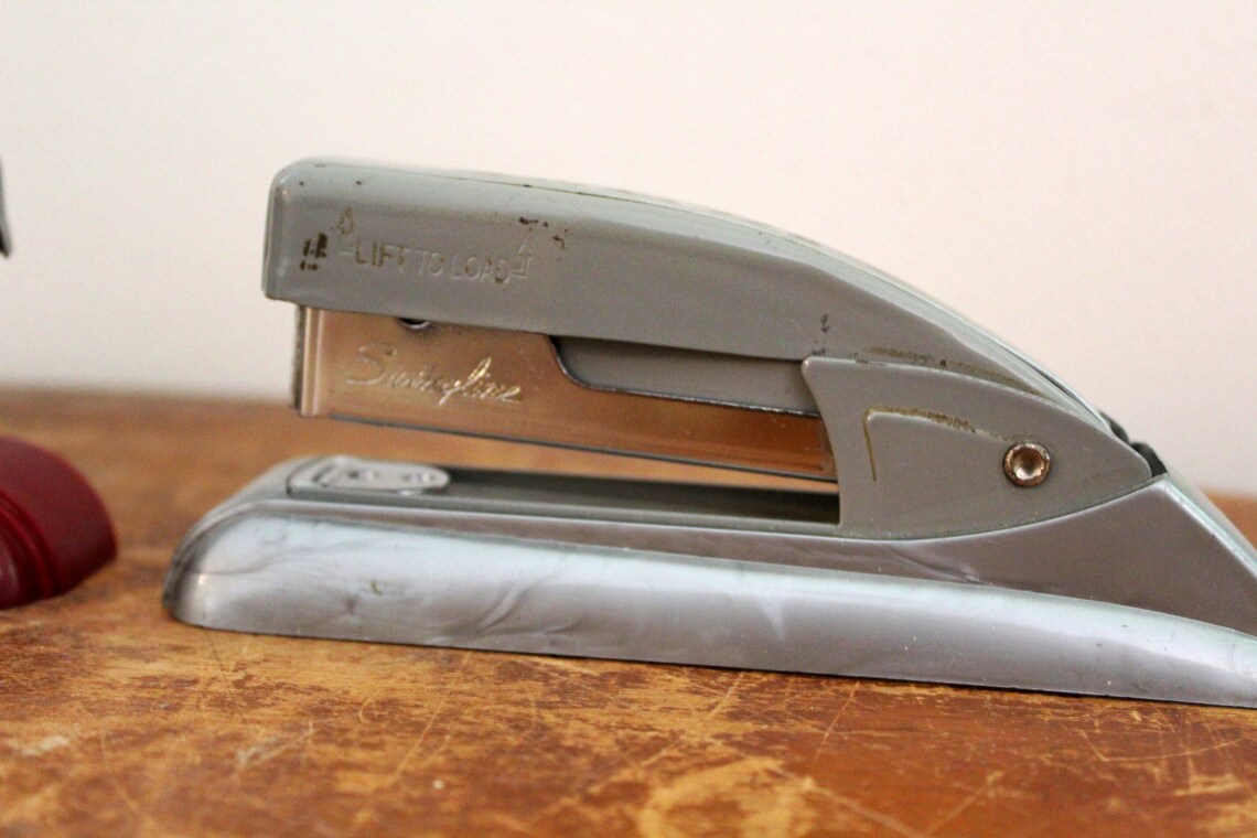 Vintage 1950s Swingline 77 Pair of Swingline Staplers // Mid - Etsy