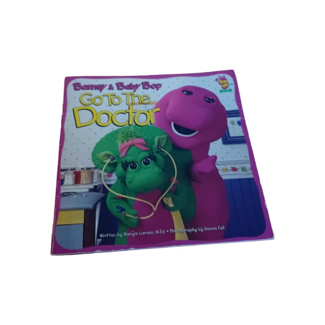 1996 Vintage Barney Publishing Lyons Group Barney & Baby Bop Go to the ...