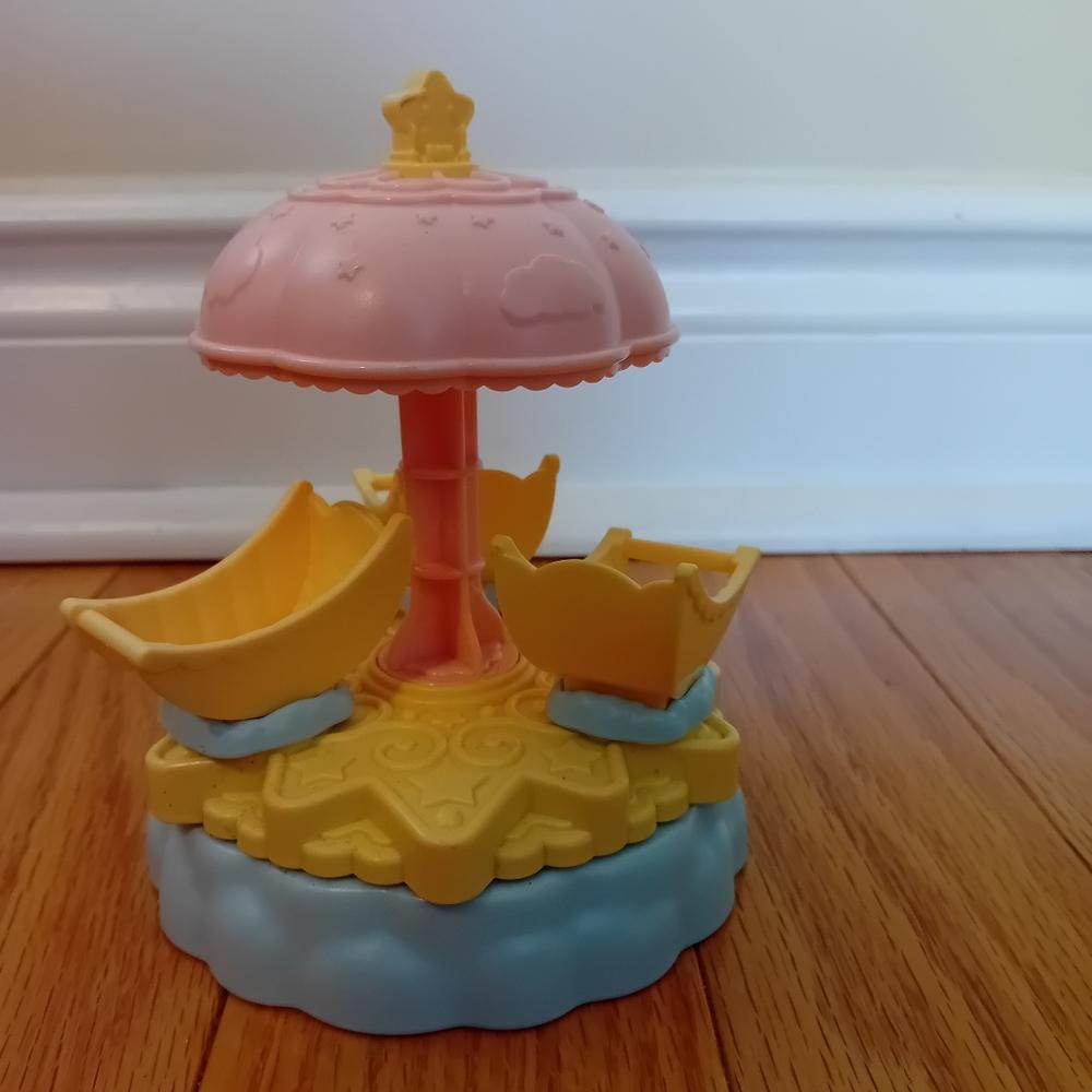 Epoch Sylvanian Families Calico Critters Round-the-go Round Baby Star ...