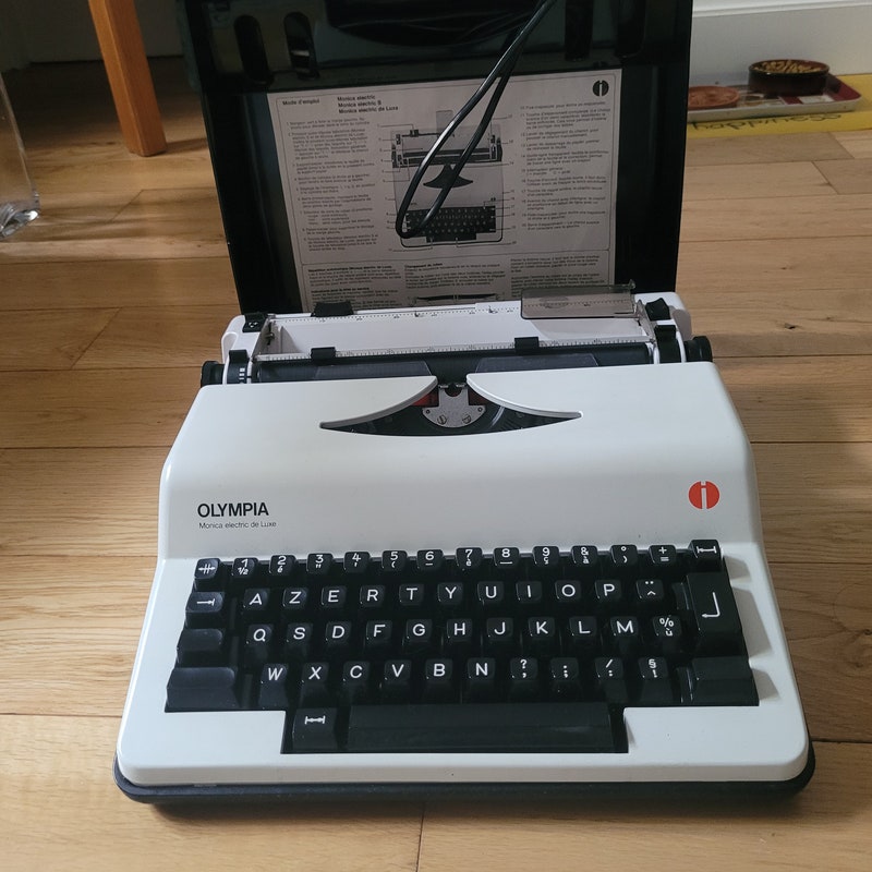 Electric Typewriter - Etsy