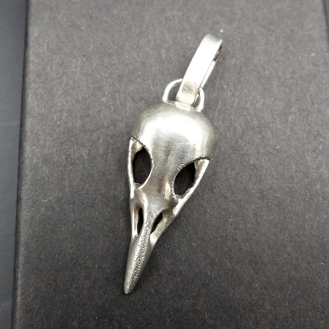 Mini Crow Skull Pendant - Etsy