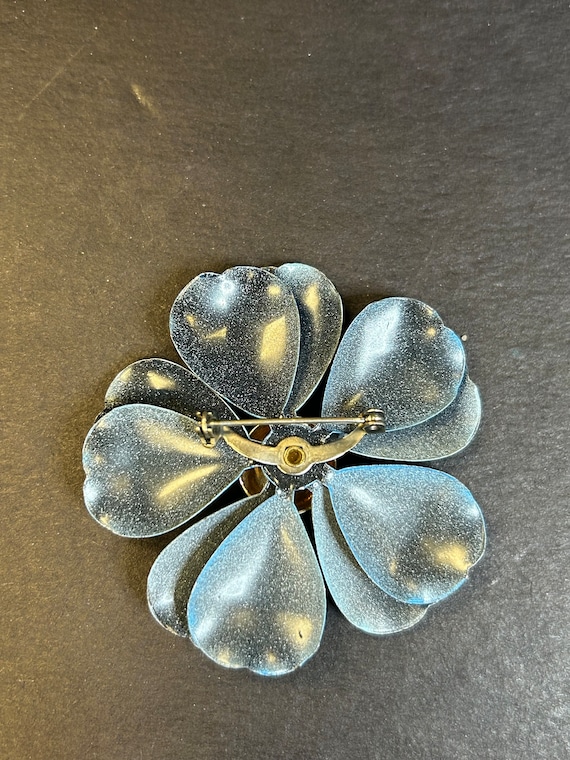 1970s metal flower brooch - Gem