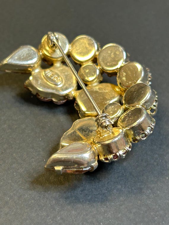 1950s Rare Weiss Rhinestone brooch - Gem
