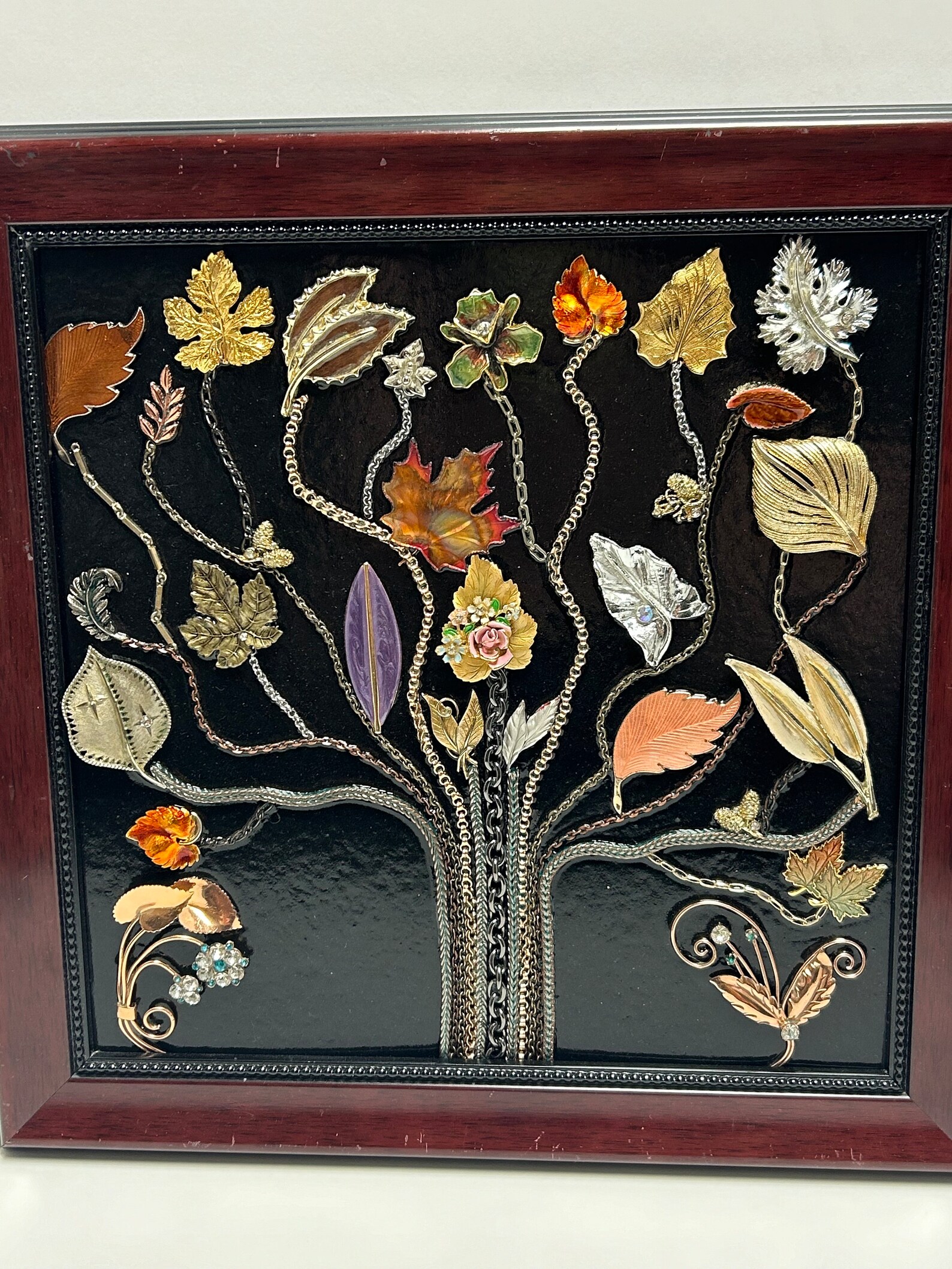 Vintage Leaf Brooch Tree Wall Hanging - Etsy