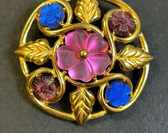 Vintage Monet White and Gold Flower Brooch Pin | Filigree Floral ...