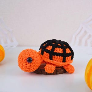 Halloween Spider Turtle No Sew Crochet Pattern, No Sew Amigurumi ...
