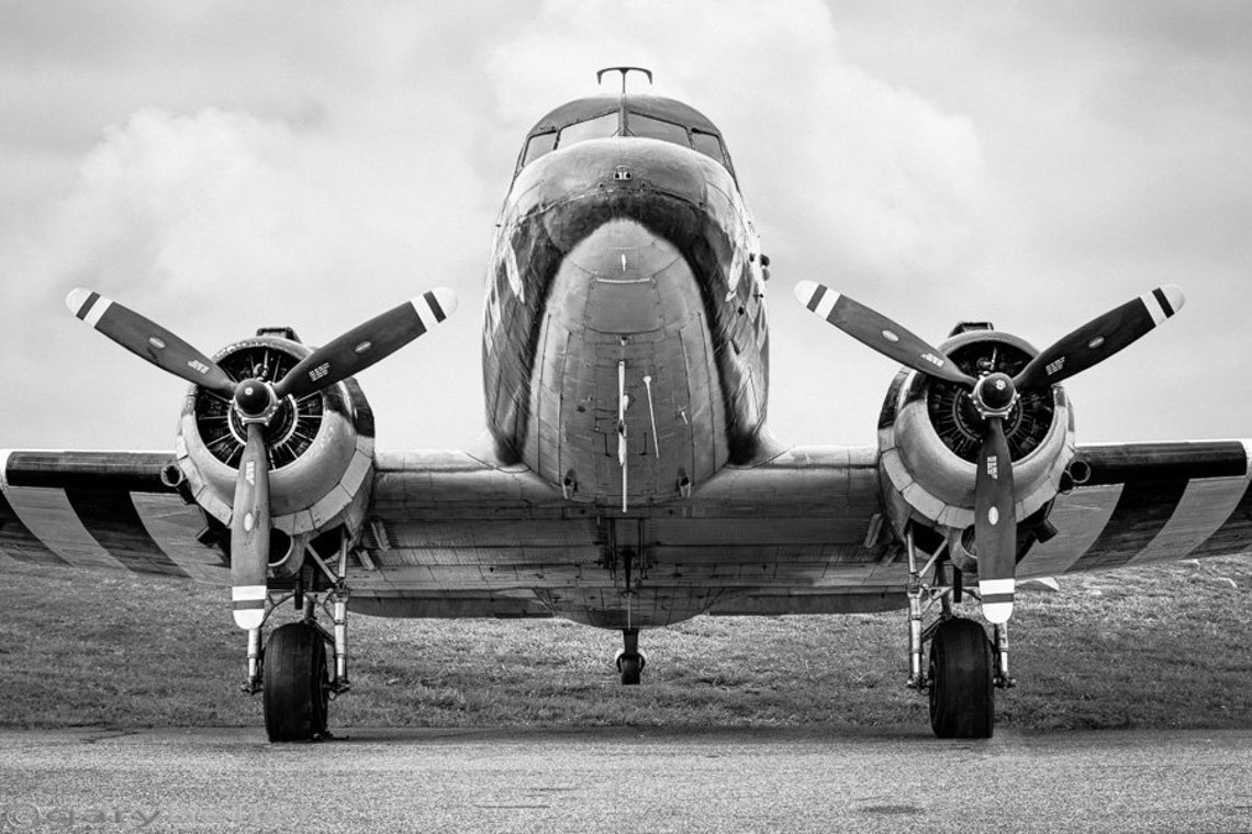 Douglass C47 Skytrain, Gooney Bird, DC3 Military Aircraft, Black and ...