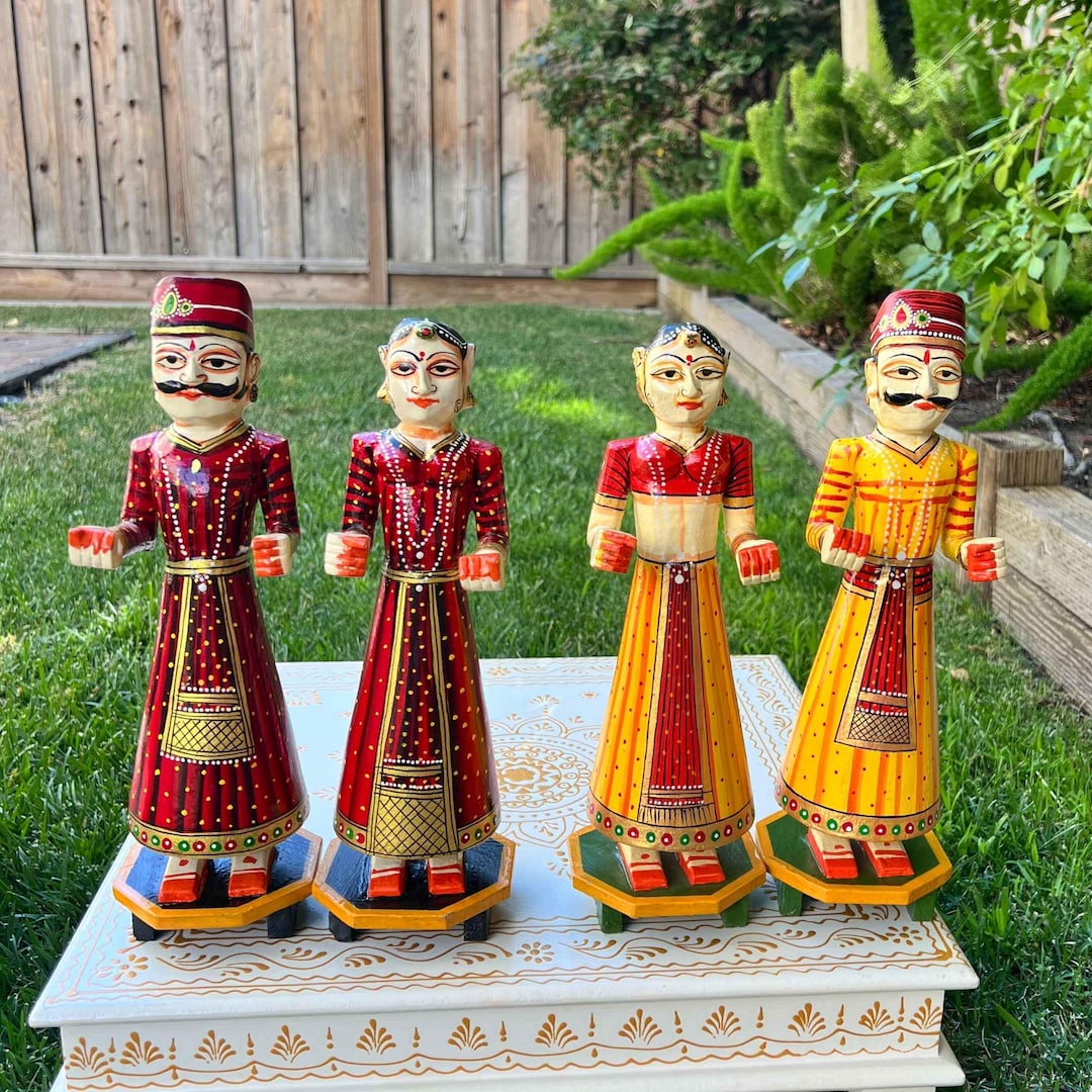 Handpainted Mango Wood Indian Dolls: Isar Gangaur King & Queen Set - Etsy