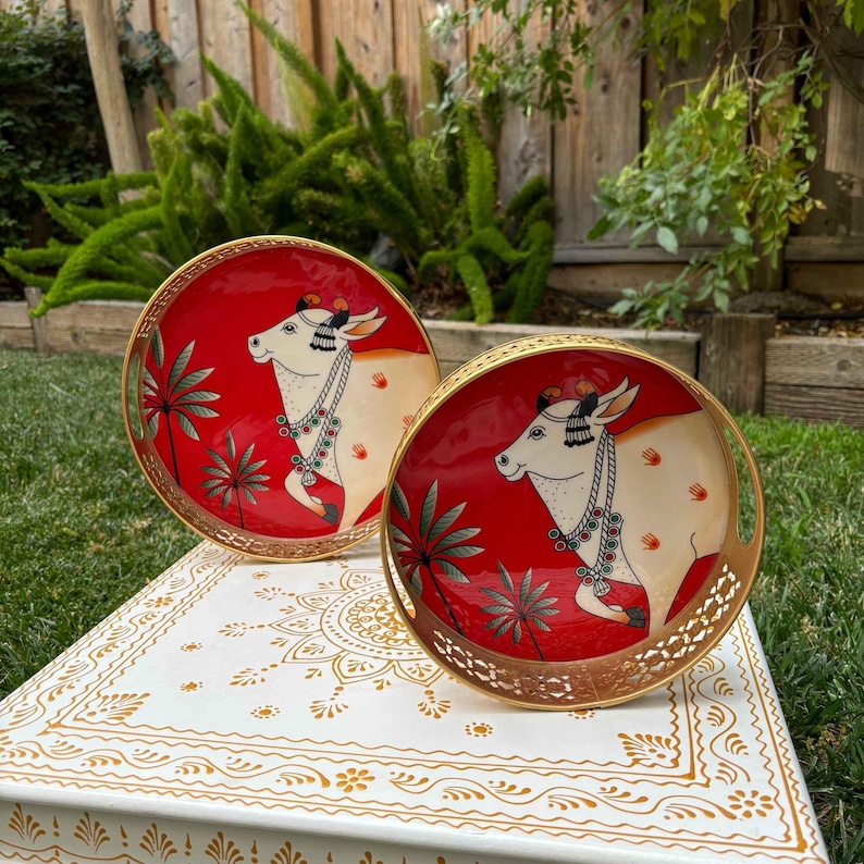 Pichwai Cow Print Metal Tray Set – Housewarming, Wedding Gift - Etsy