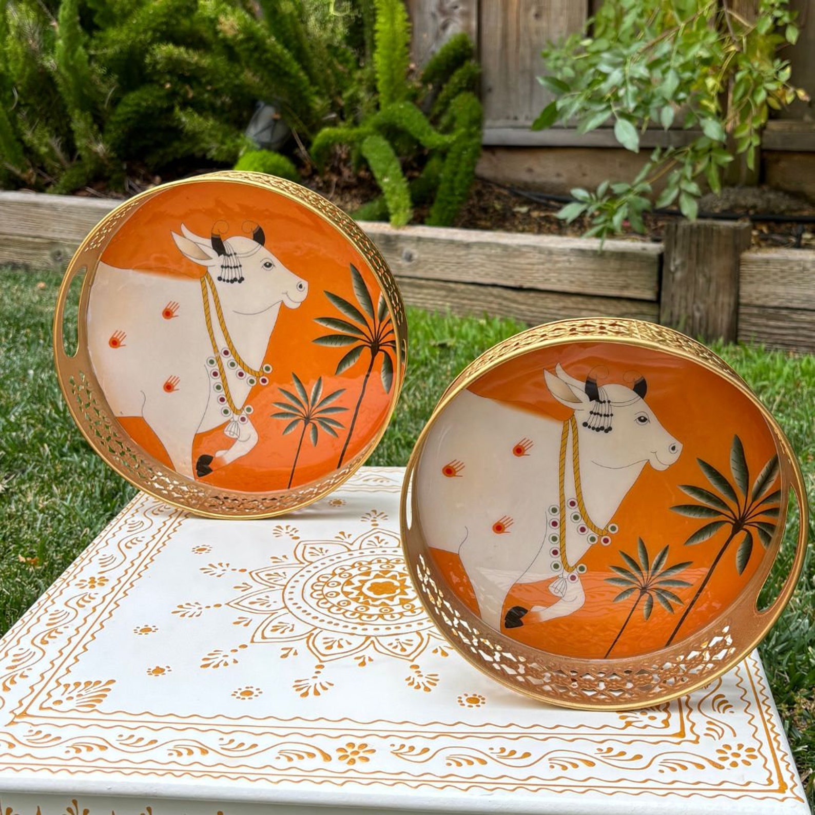 Set of 2 Pichwai Cow Metal Trays Nandi Cow Design Round Trays for Home ...
