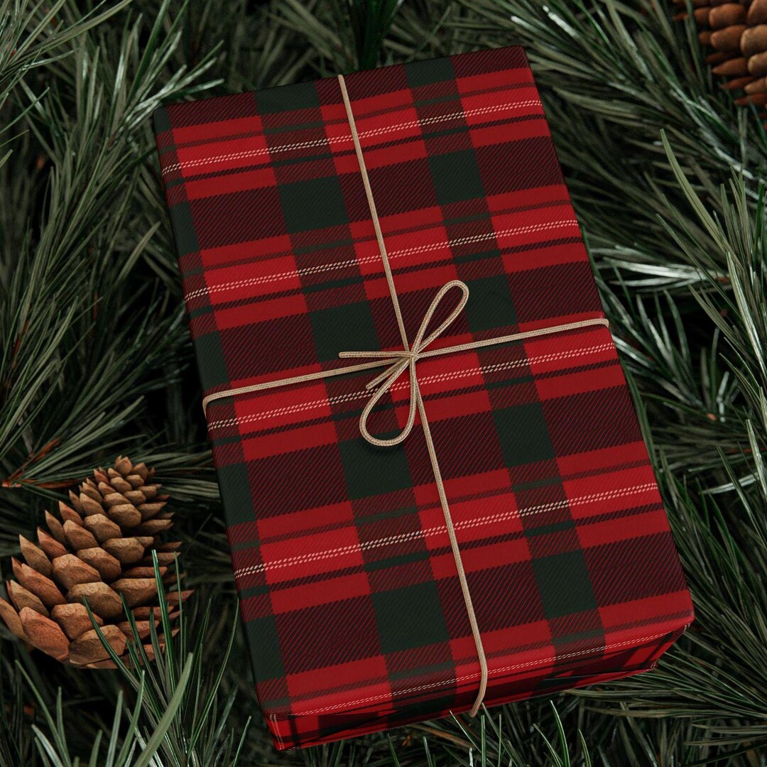 Classic Red Plaid Gift Wrapping Paper, Vintage Retro Plaid Pattern, Red ...