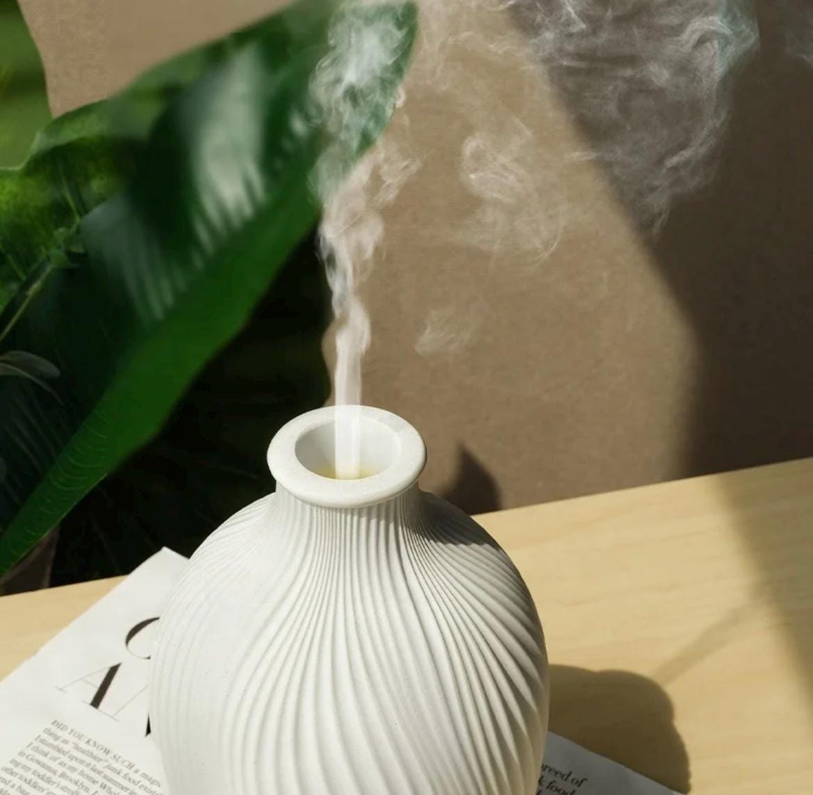 Artistic Anti-corrosion Oil Diffuser Elegant Essential Oil Humidifier ...