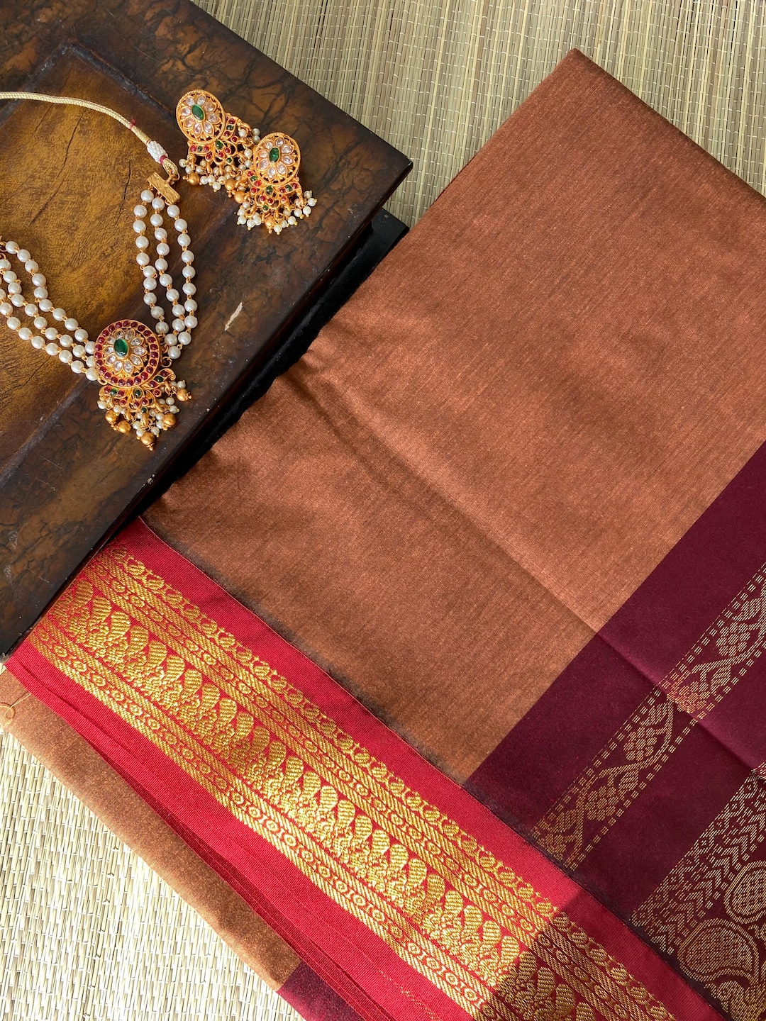 Terracotta Cotton Saree With Traditional Maroon Border | Gadwal Sarees ...