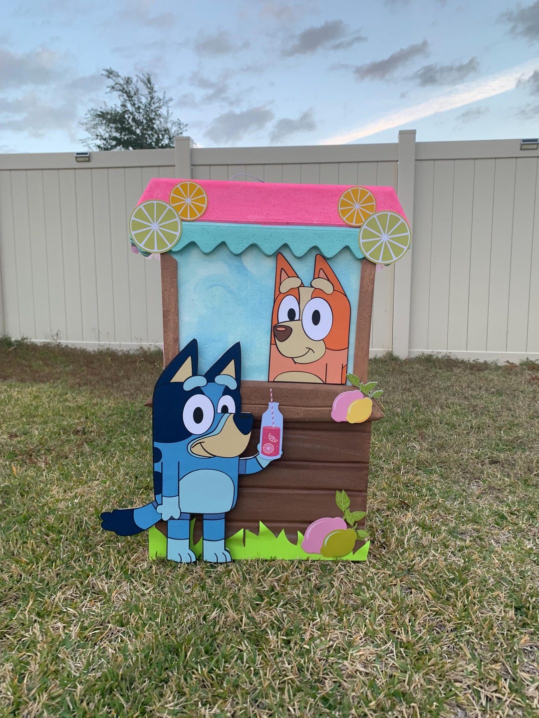 Bluey Piñata , Bluey Decorations, Bluey Pinata , Bluey Bingo Piñata ...