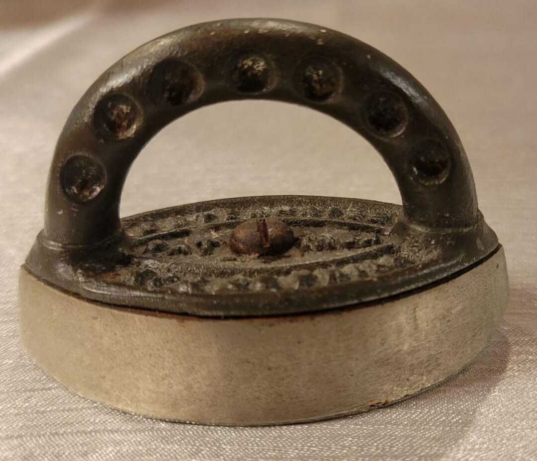 Antique 1890's Enterprise Mfg. Co. Philadelphia Miniature Toy Sad Iron ...