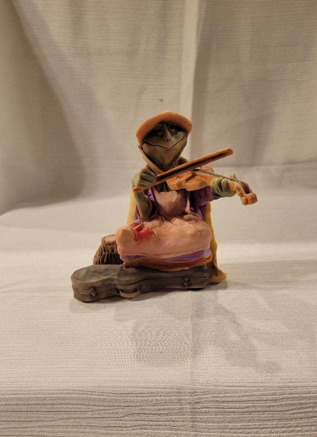 Vintage Tillie the Homeless Frog With Violin Figurine by Jessica ...
