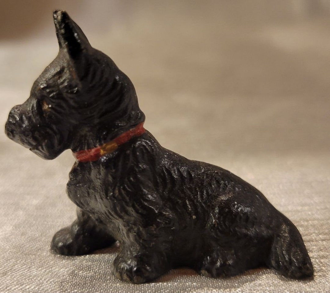 Antique 1920's Miniature Hubley Cast Iron Scotty Dog W/ Red Collar ...