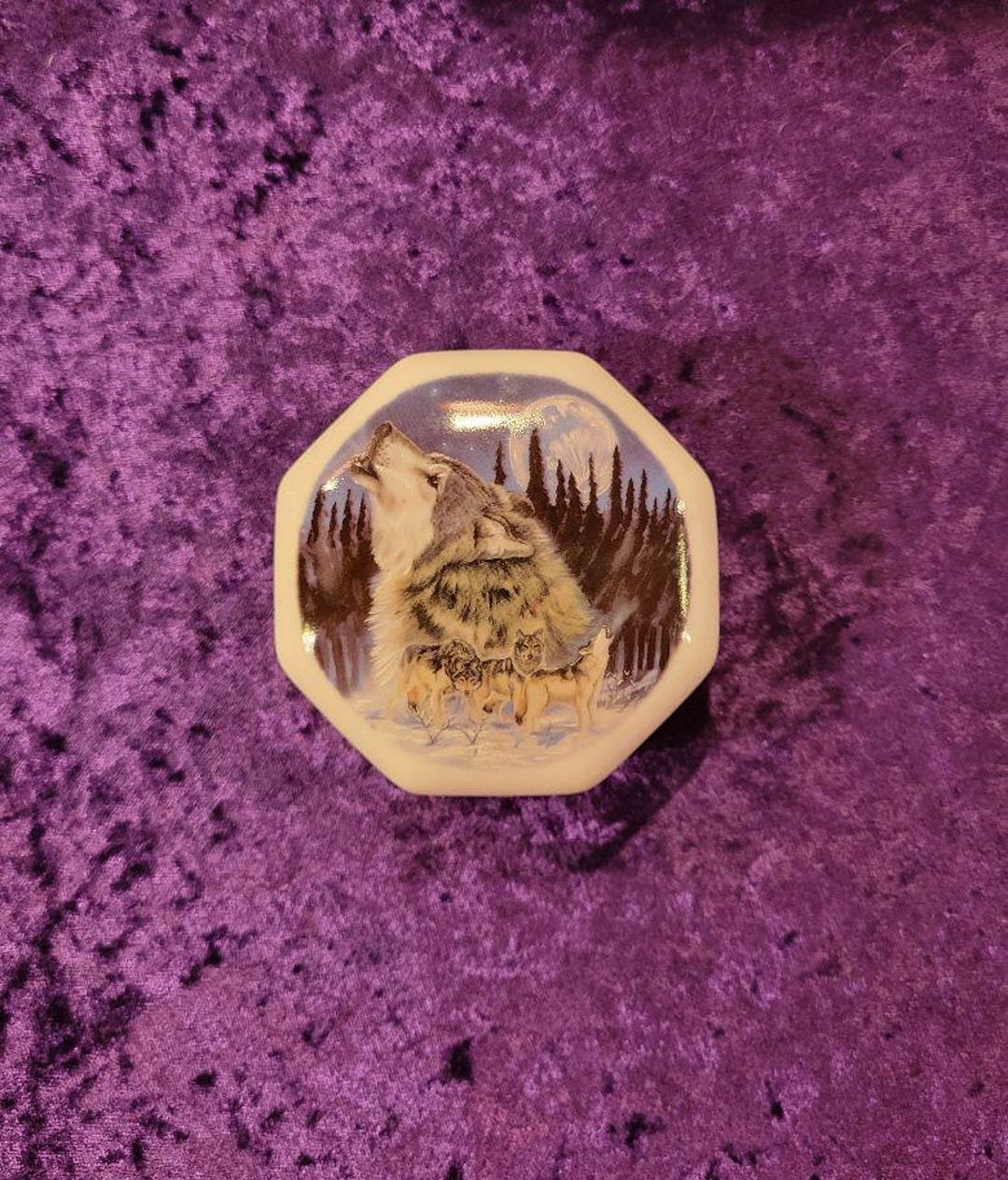 Vintage Glazed Porcelain Octagonal Howling Wolf Trinket Box - Etsy