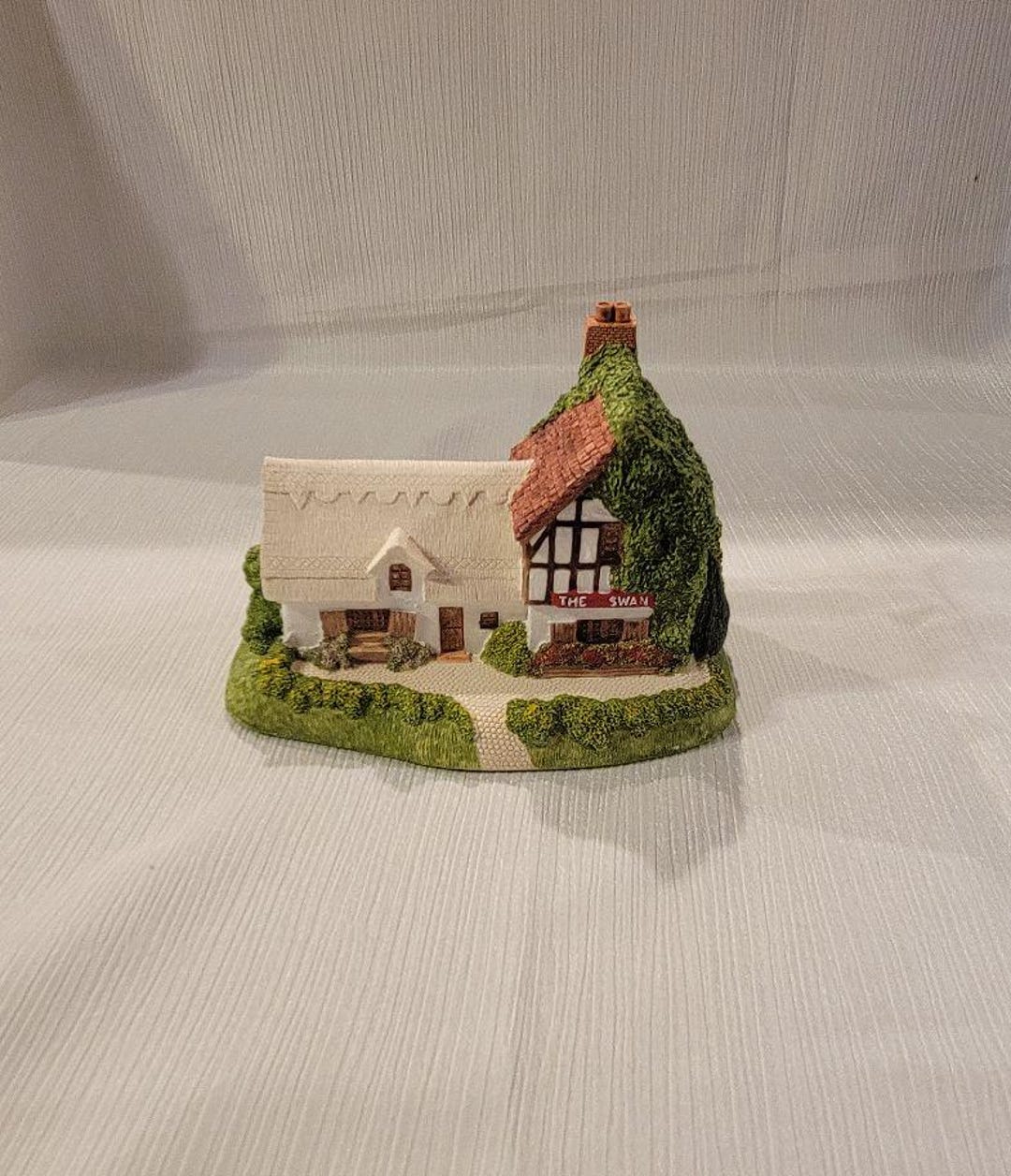 Vintage Memory Lane Cottage the Swan by Peter Tomlins England - Etsy