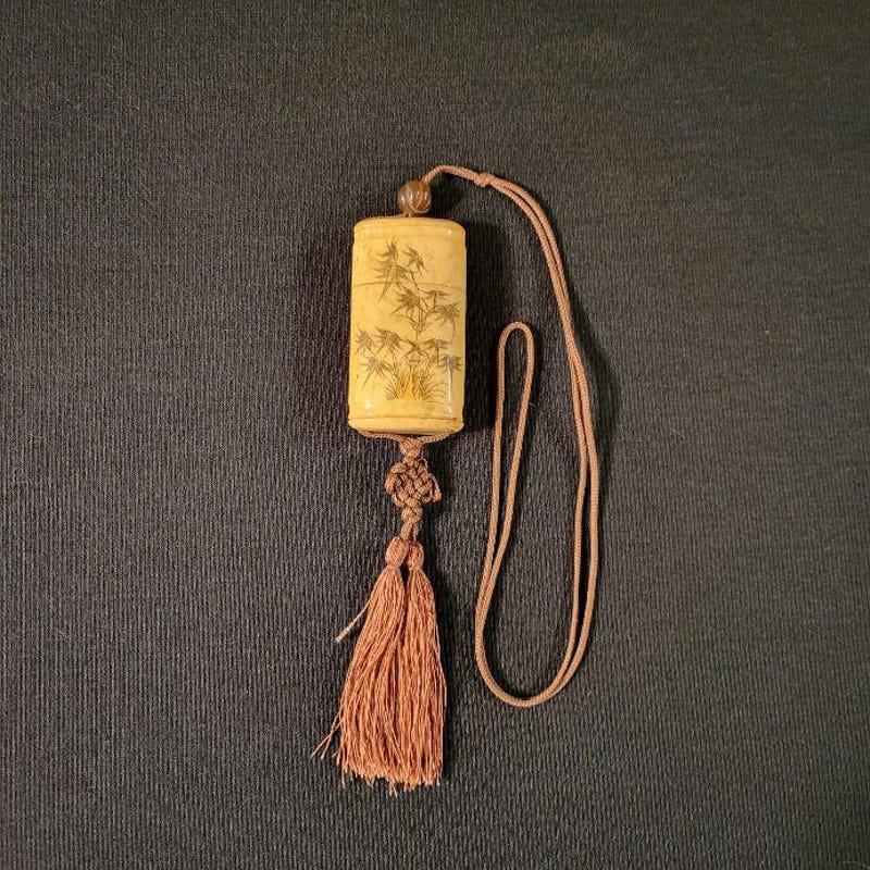 Japanese Inro - Etsy