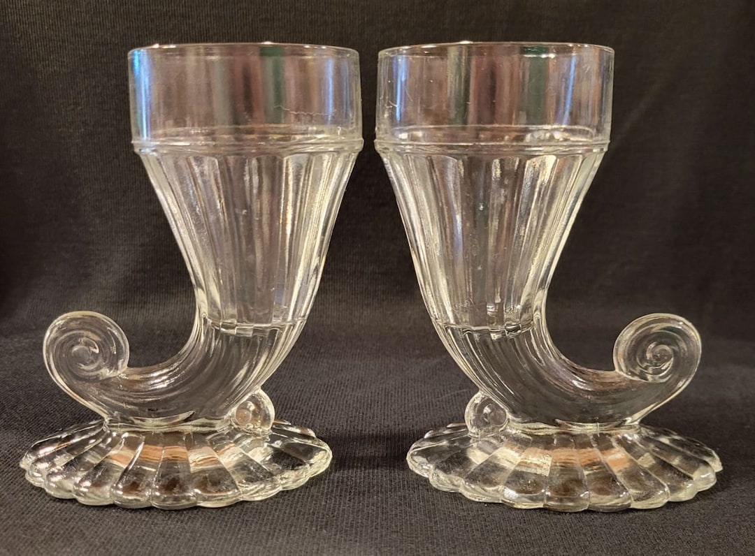 Pair of Vintage Jeannette Glass Cornucopia Vases - Etsy