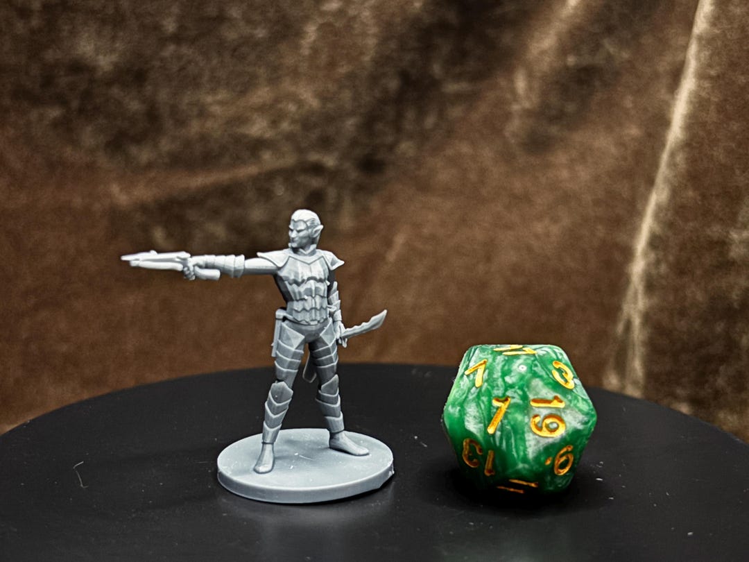 Elf Drow Male Ranger /w Sword and Crossbow D&D 5e Miniatures 3D Printed ...