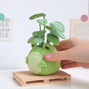 Froggy Duo Pots Crochet Patterns Bundle | Pink Frog Pot Pattern, Green ...