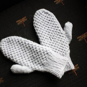 HONEY MITTENS Warm Cozy Cabled Mitts for Winter Toddler to Adult ...