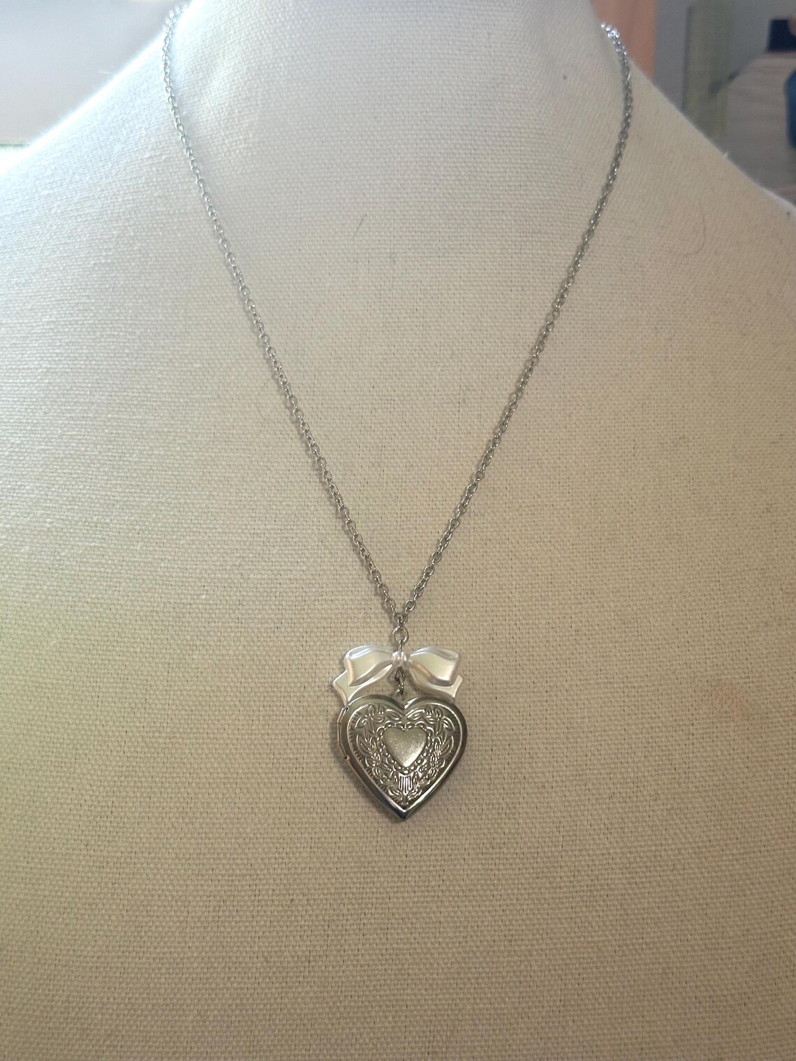 Coquette Locket Necklace - Etsy