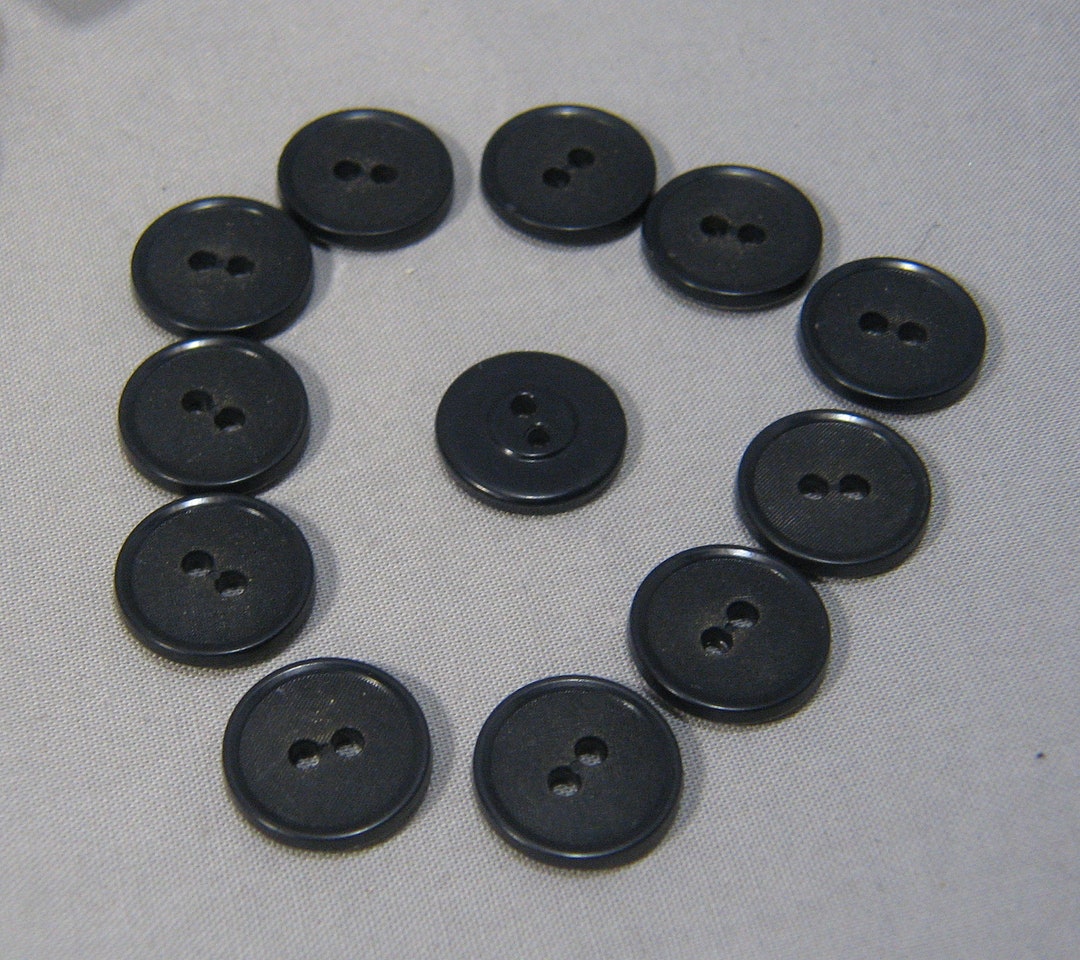 12 Vintage Black Plastic Sew Through Buttons - Etsy
