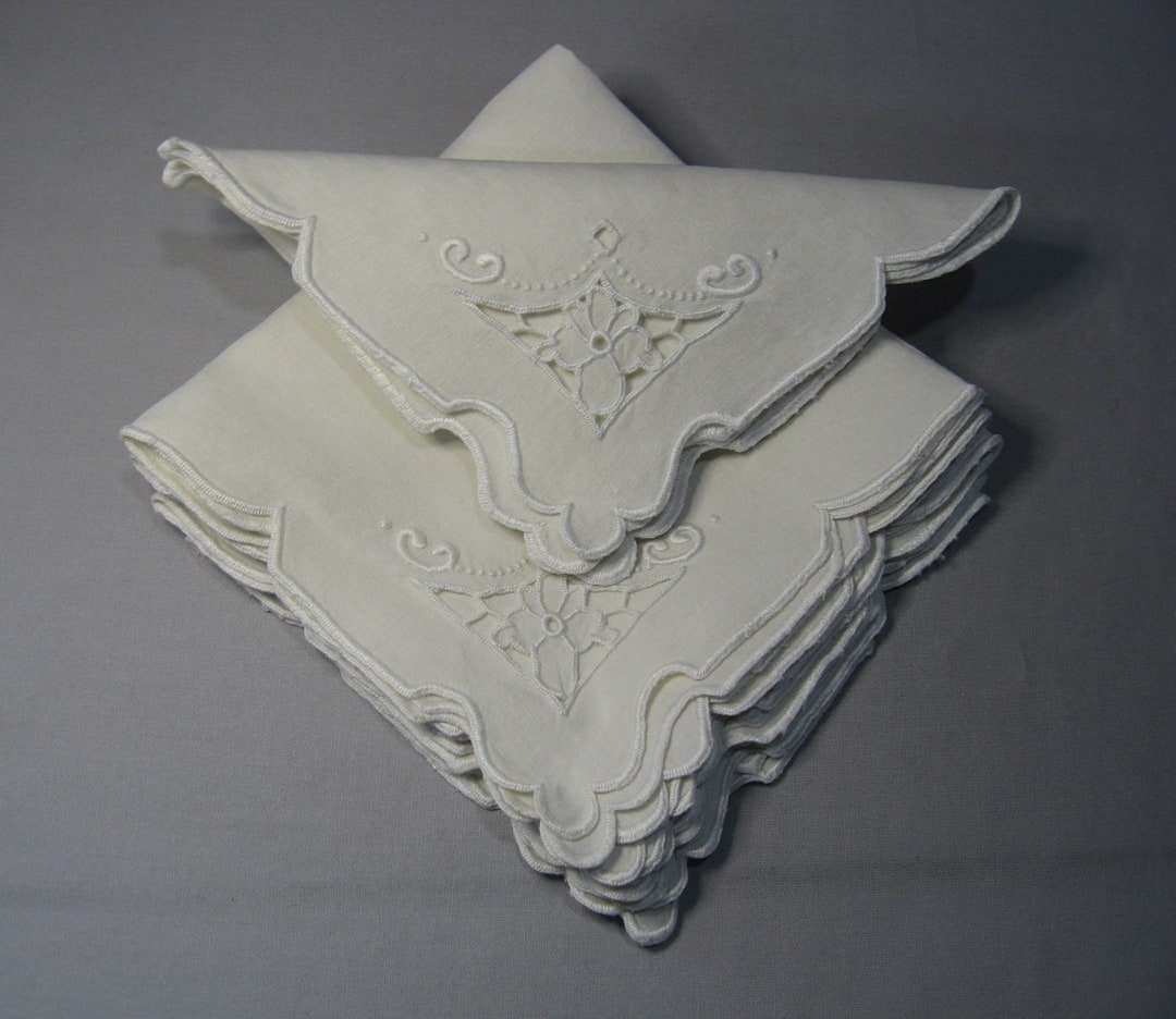 6 Vintage White Cutwork Napkins N12 - Etsy